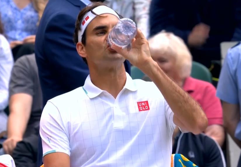 Sad!At the age of 40, Federer was upset 0-3 out of the game, and was ...