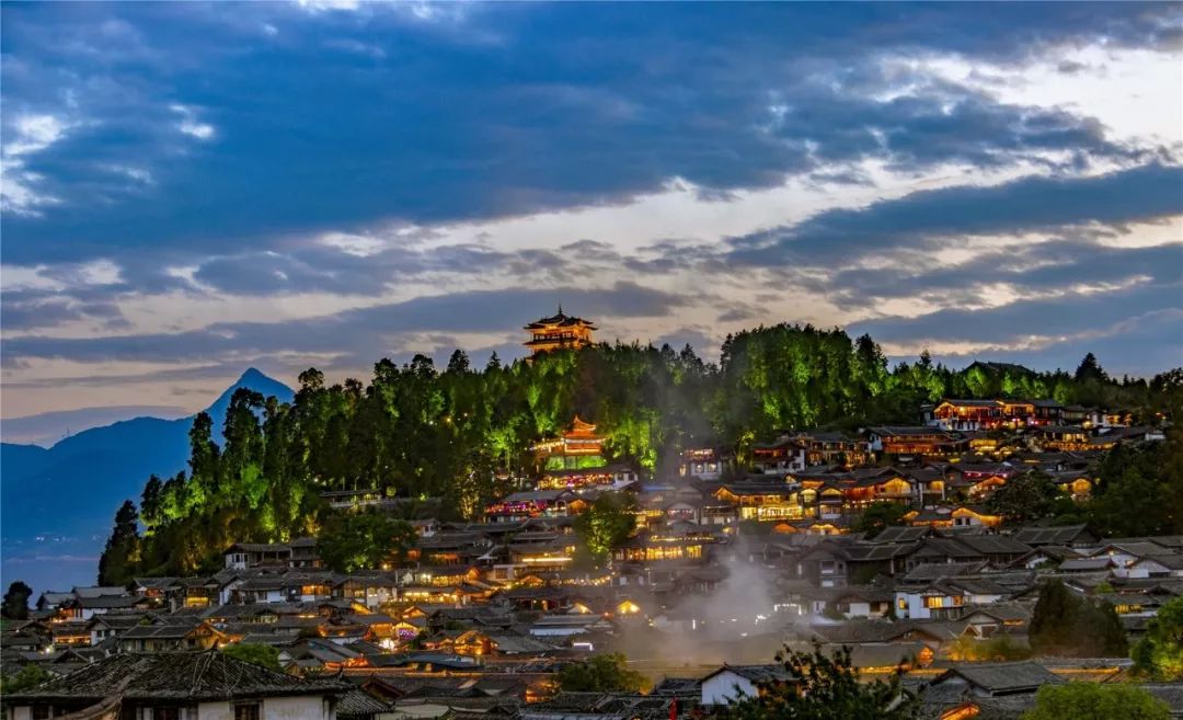@Ding Zhen, come to Lijiang next time, let me take you to see the night ...