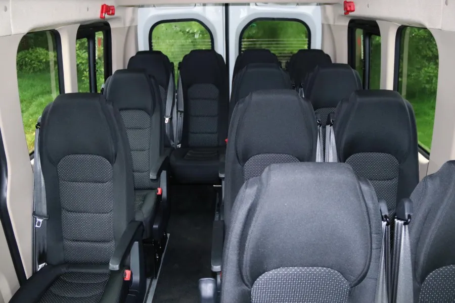 Test drive SAIC MAXUS EV90: The space is so big that there are no ...