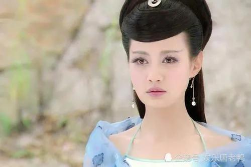 Whose childhood is Jiang Yuyan's legend? - iNEWS