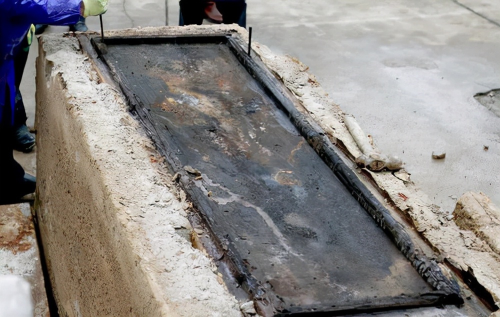 The uncorrosive female corpse unearthed in Taizhou, the skin blows can ...