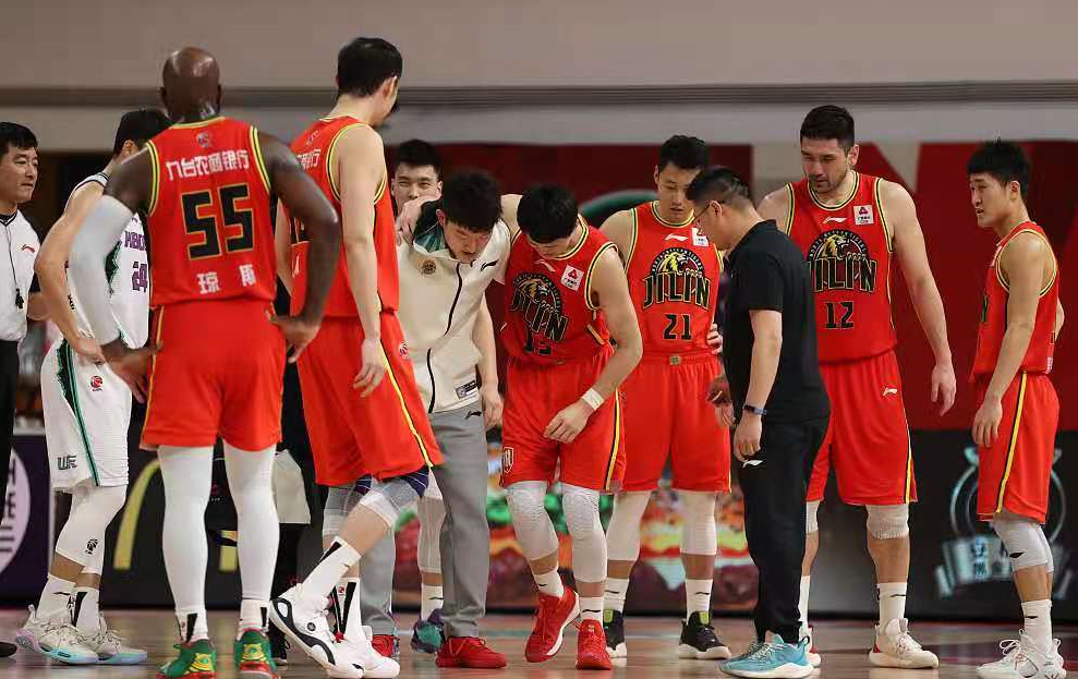 50+13, super foreign aid overturned the 6th in the league!Gong Xiaobin ...