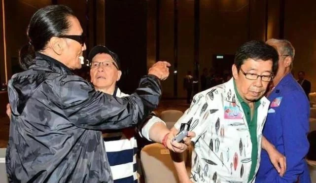 The slap of Zeng Jiang and "Xie Xian" back then: time can be diluted ...