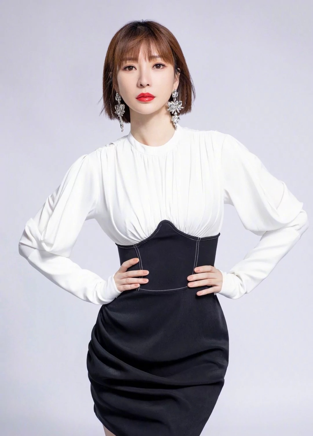 Group Liu Yan's exquisite photo album: The ever-changing house goddess ...