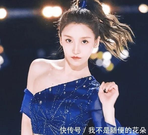 Jiang Zhenyu was captured by fans when he was recording the show. After leaving the beauty ...