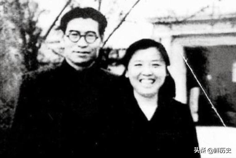 After Gao Gang's death, his family was taken care of by Zhou Enlai for ...