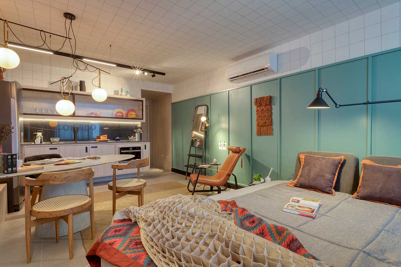 He only bought 32 square meters. He insisted that all the guest, dining ...