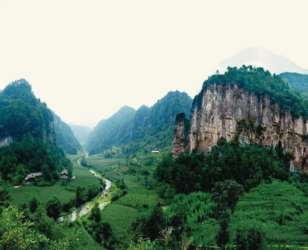 Hidden in the "Treasure" scenic spot in Sichuan, the average ...
