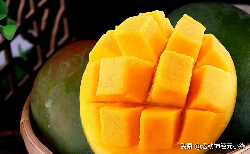 Can mangoes have dark spots and can they be eaten with mango cores ...