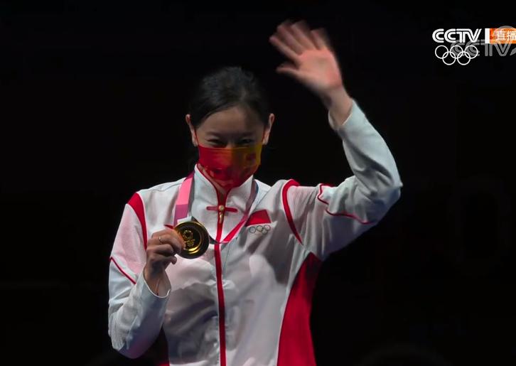 Sun Wen: The face is a "left-handed" female swordsman, and the face is ...