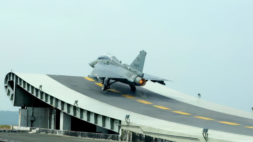 Hundreds of Chinese trainer aircraft in Egypt will be retired, India ...