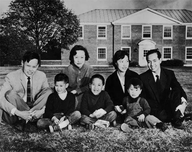 Yang Zhenning and Du Zhili: 53 years of love between husband and wife ...
