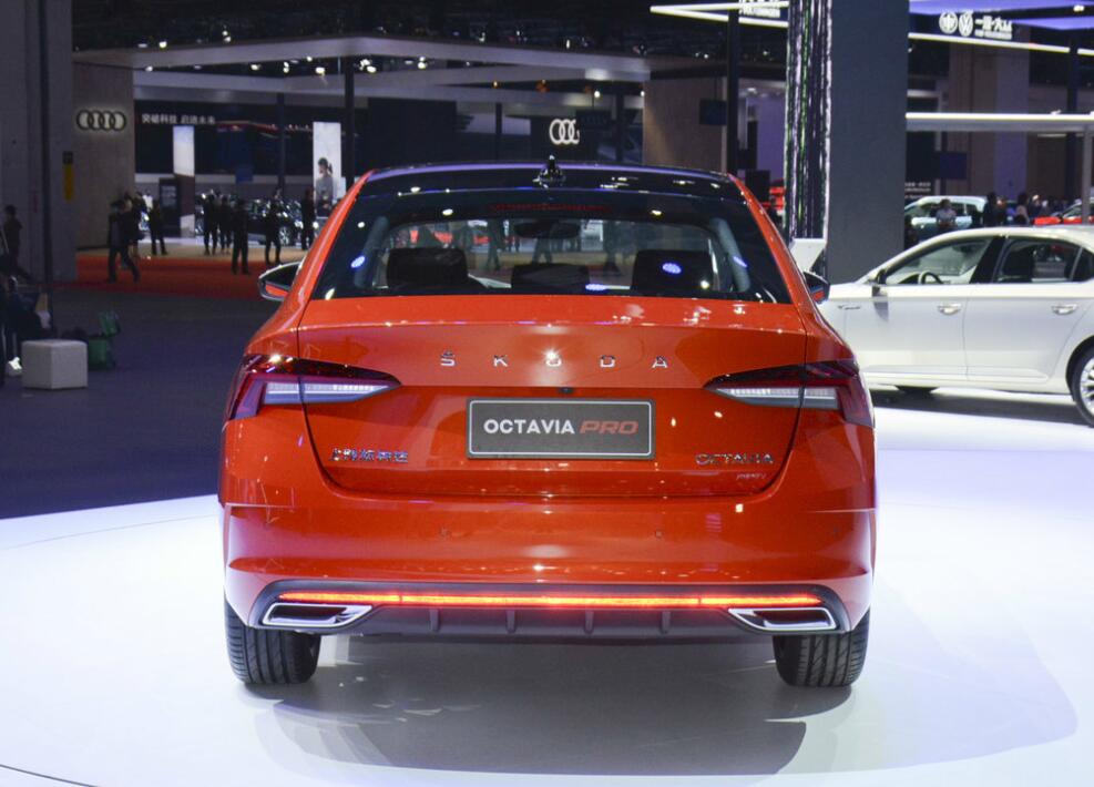 The design language is significantly younger, and the new Skoda Octavia ...