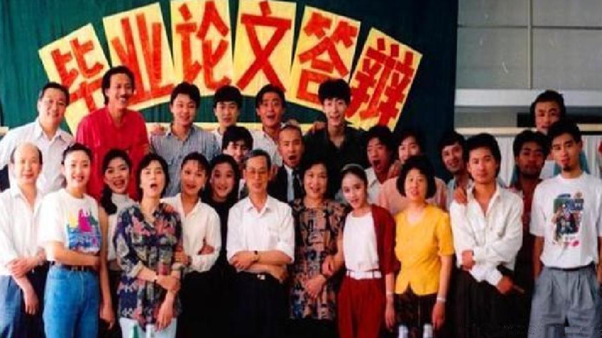 "The Merry Director" Wang An'an's degenerate history: He looks ordinary ...