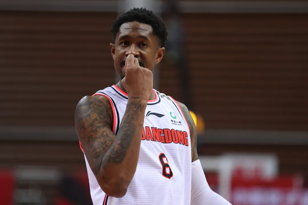 Even if the Achilles tendon ruptures, he will never fall down. What ...