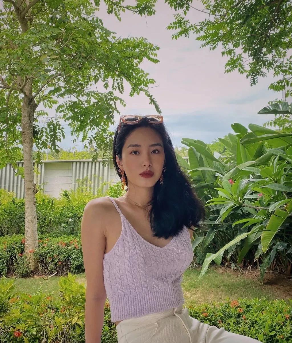 Senior face Jiang Shuying was compared by Yang Caiyu in the new five ...