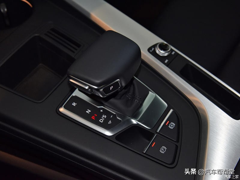 Mercedes-Benz C260L, BMW 325i M sports, how is the Audi A4L? - iNEWS