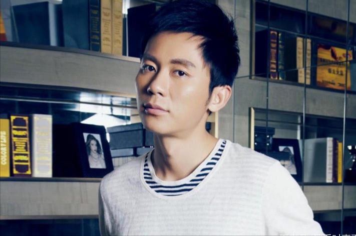 Feng Xiaogang told Li Chen to get out of the entertainment circle. How ...