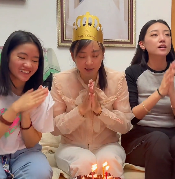 "Deformation" Li Leyou grows up, Cui Ma shows off her wedding photos ...