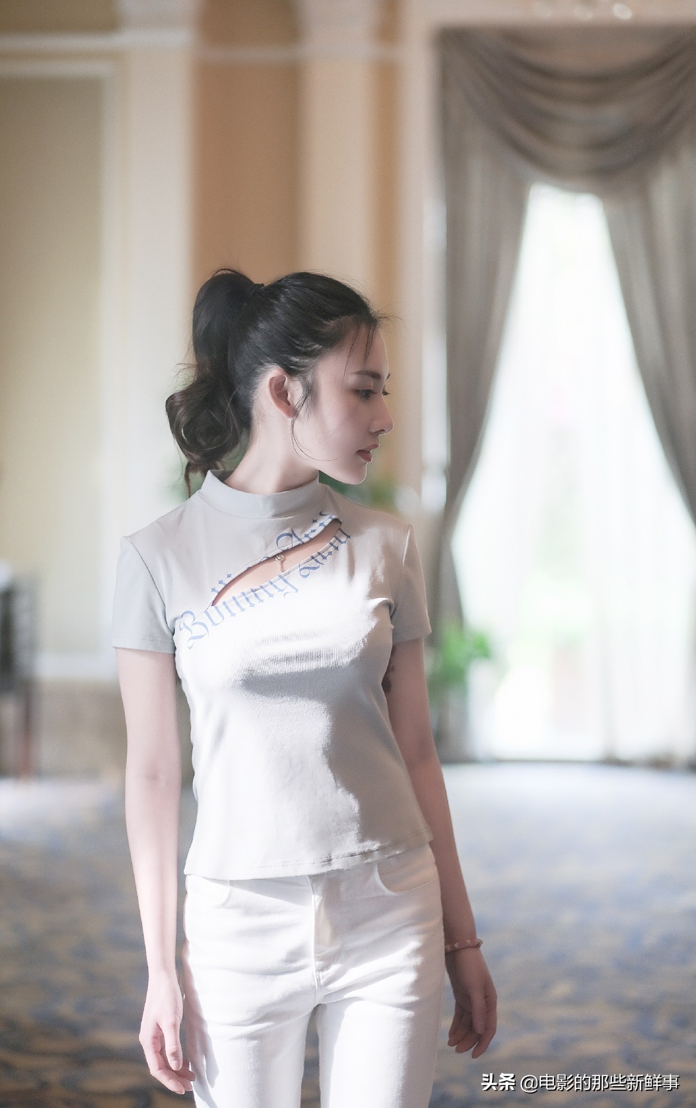 Sun Ruoqi, born in 1995, has a beautiful and quiet photo, full of ...