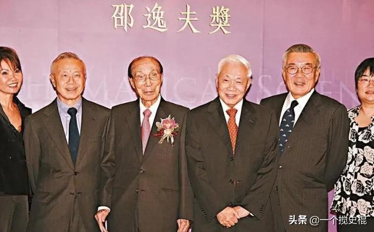 How did the entertainment industry tycoon "Six Uncle" Run Run build his ...