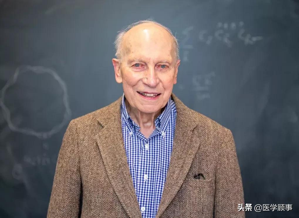 A half-century dream-89-year-old retired medical professor obtains a ...