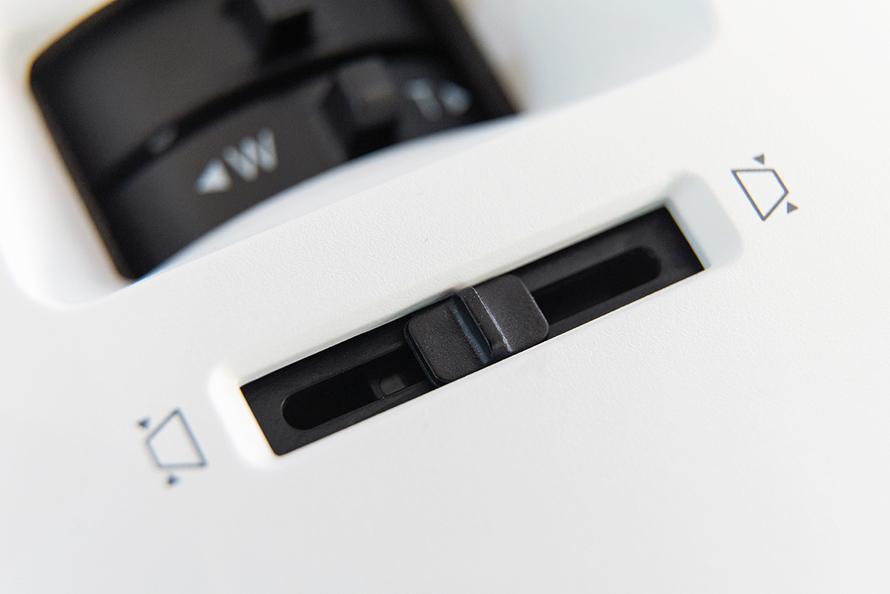 Epson CB-L200W projector: high image quality and high quality to ...