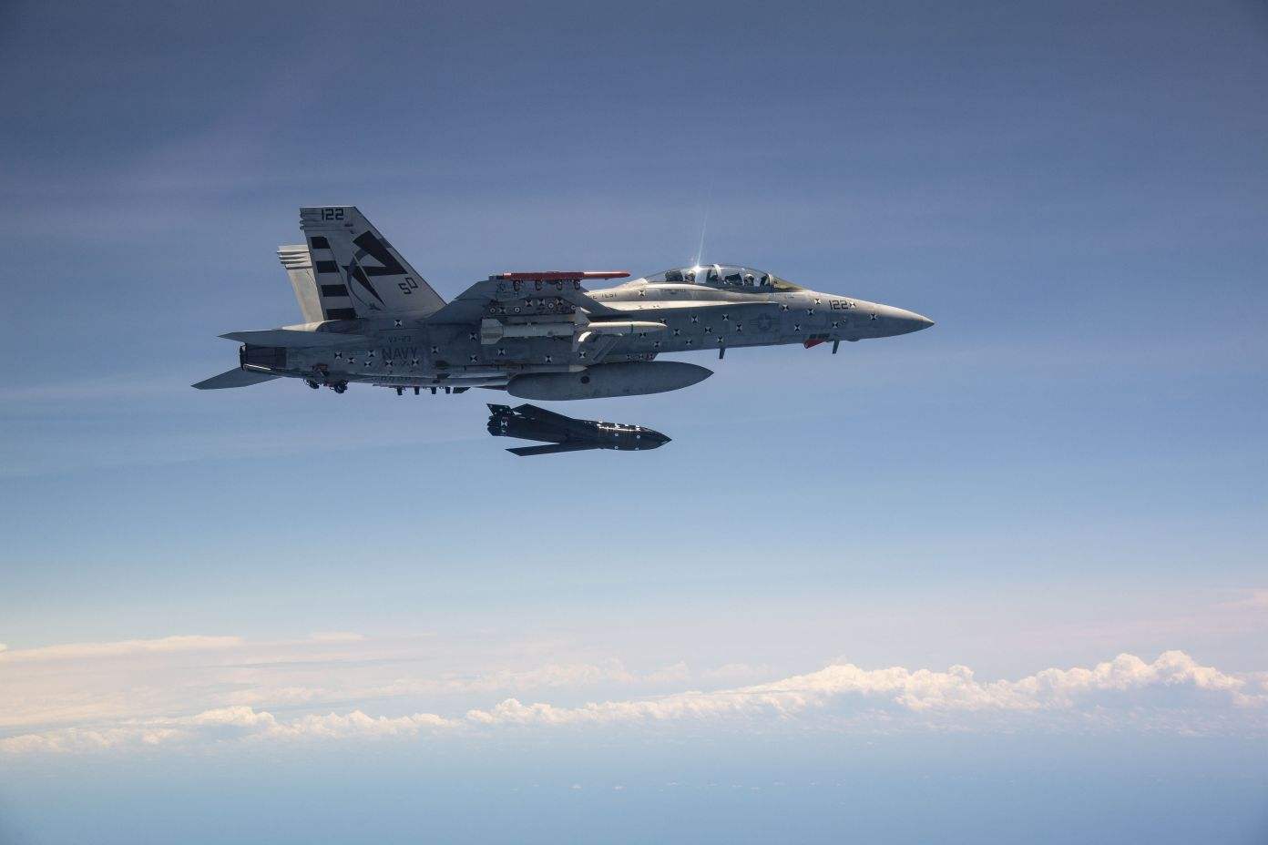 The development of carrier-based aircraft is advancing. How should the ...