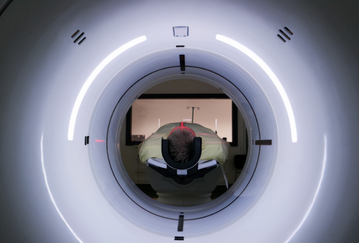 The world's first deep silicon detector!GE Photon Counting CT Enters ...