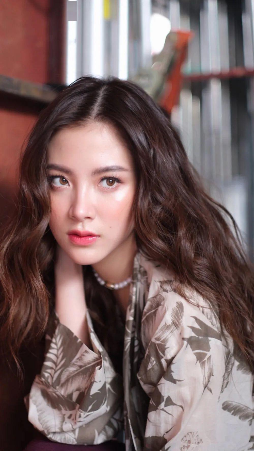 Thai beauty Thai actress Ping Cai Na, Thailand's first beauty, Thai ...