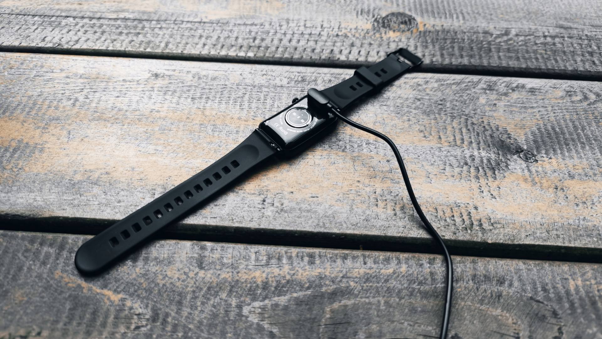 Can large-screen bracelets replace traditional bracelets as a trend ...