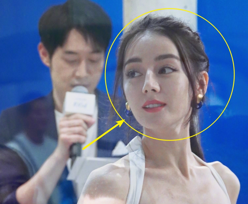 The 29-year-old Reba's live photo was exposed, and he got up and ...