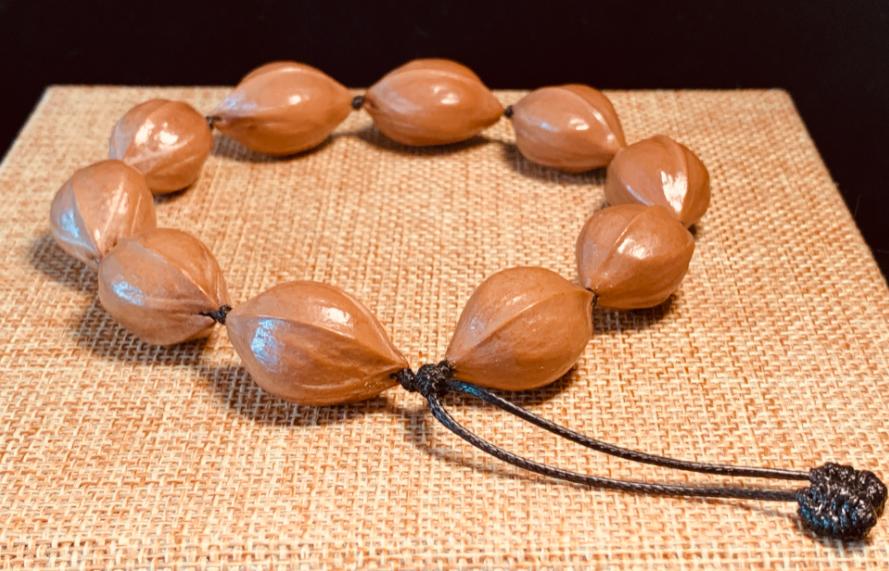 Wen Wan: What kind of olive core bracelet is good?(Olive pit ...