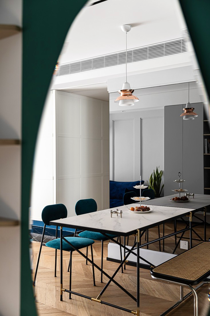 Her family's 89 square meters is a modern and light luxury, which has ...