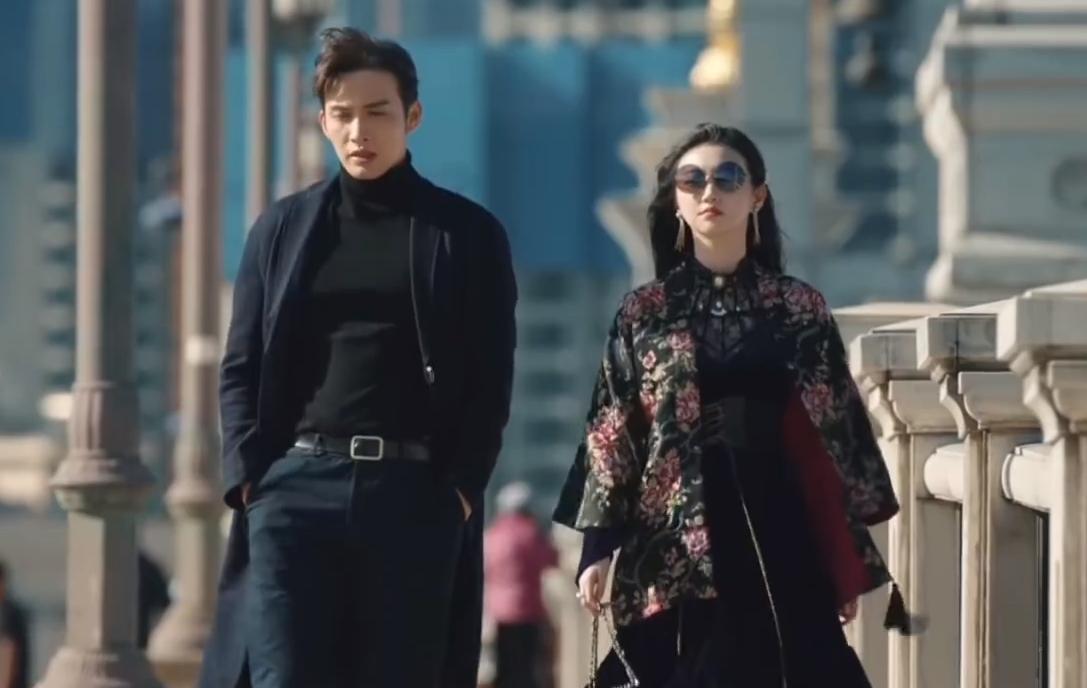 "Ji Teng" "holding red" is sweet, and the actor is a good role from the ...