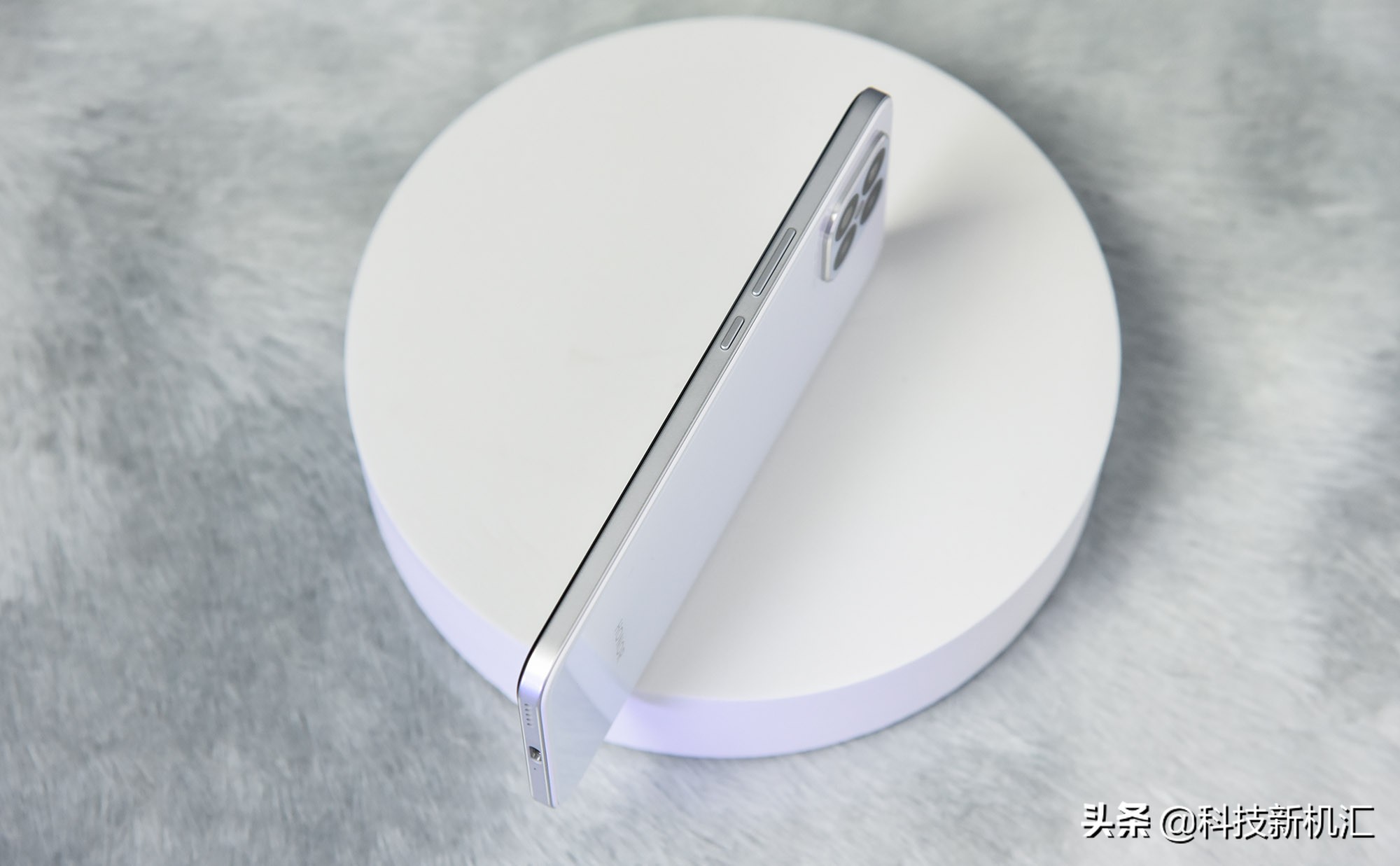 榮耀Play5開箱圖賞：66W快充輕薄北歐冰島風情 - 資訊咖