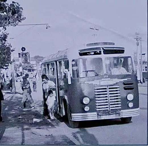 How does the "big road" running on Chang'an Avenue lead the design of ...
