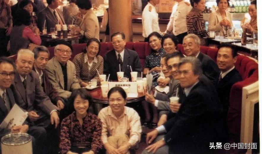 Cao Yu: I like to write about people, I love people - iNEWS