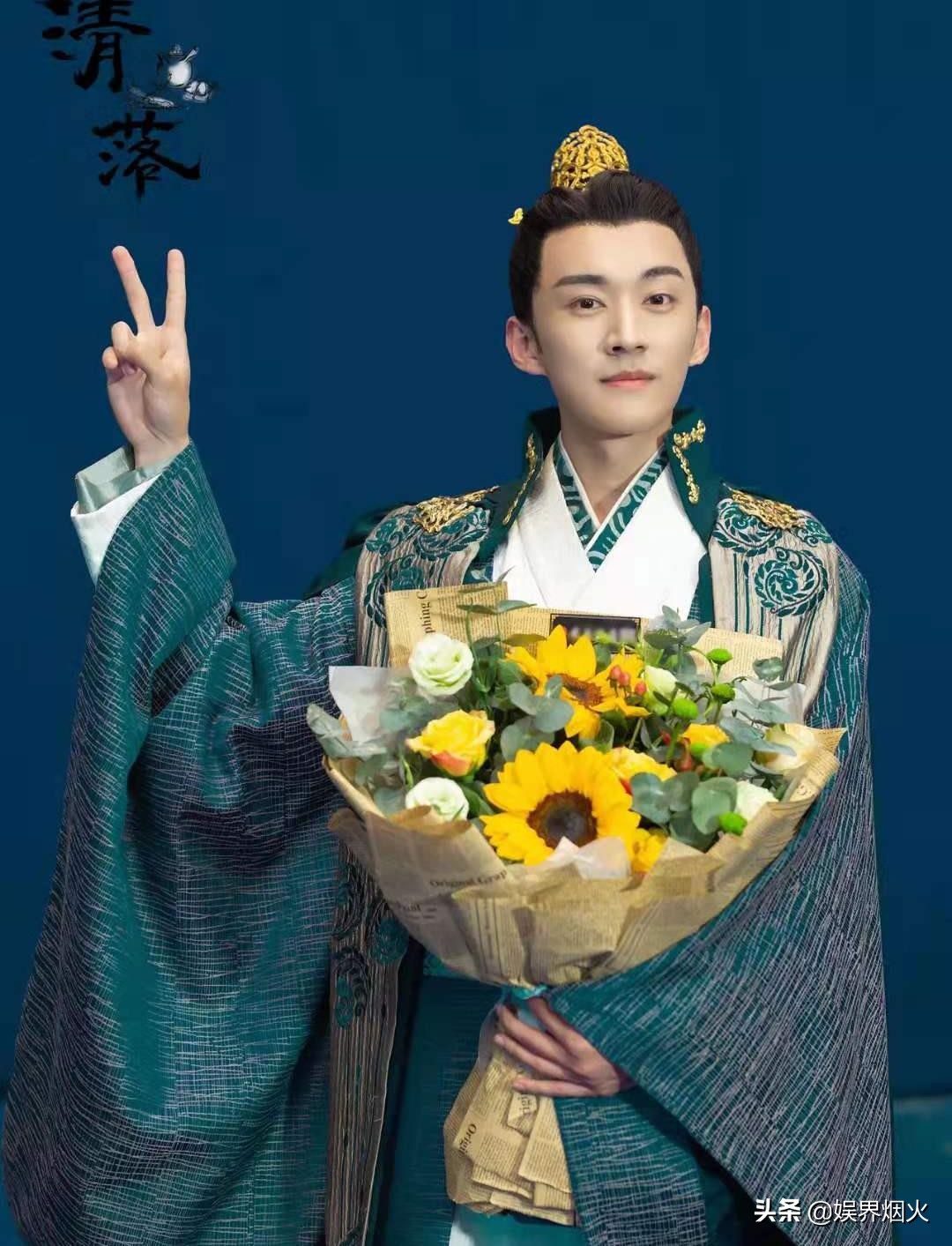 It may be him who became popular after "Liu Li", but he was close to ...