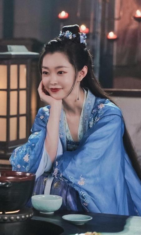 Zhang Rui and Song Yichang talked about college time. Seeing Song Yi's ...