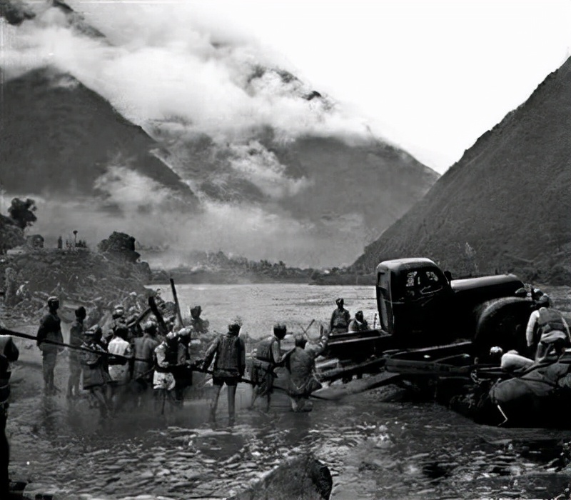 The Eighteenth Army entered Tibet, and every kilometer has a moving ...