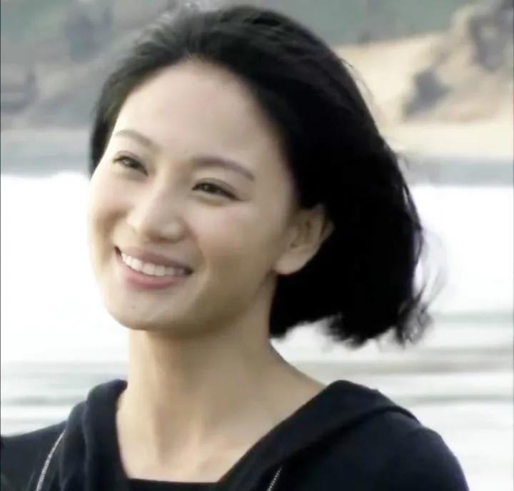 Hou Mengsha's beautiful photos - iNEWS