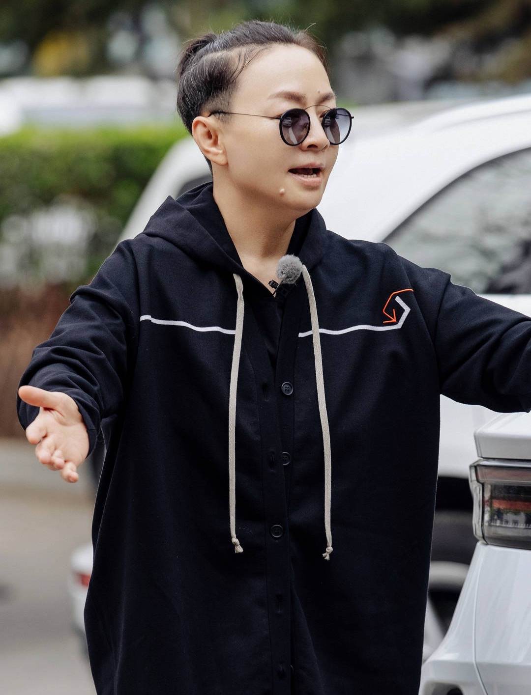 I saw Song Dandan's "embarrassing social interaction" and realized that she was not wronged by ...