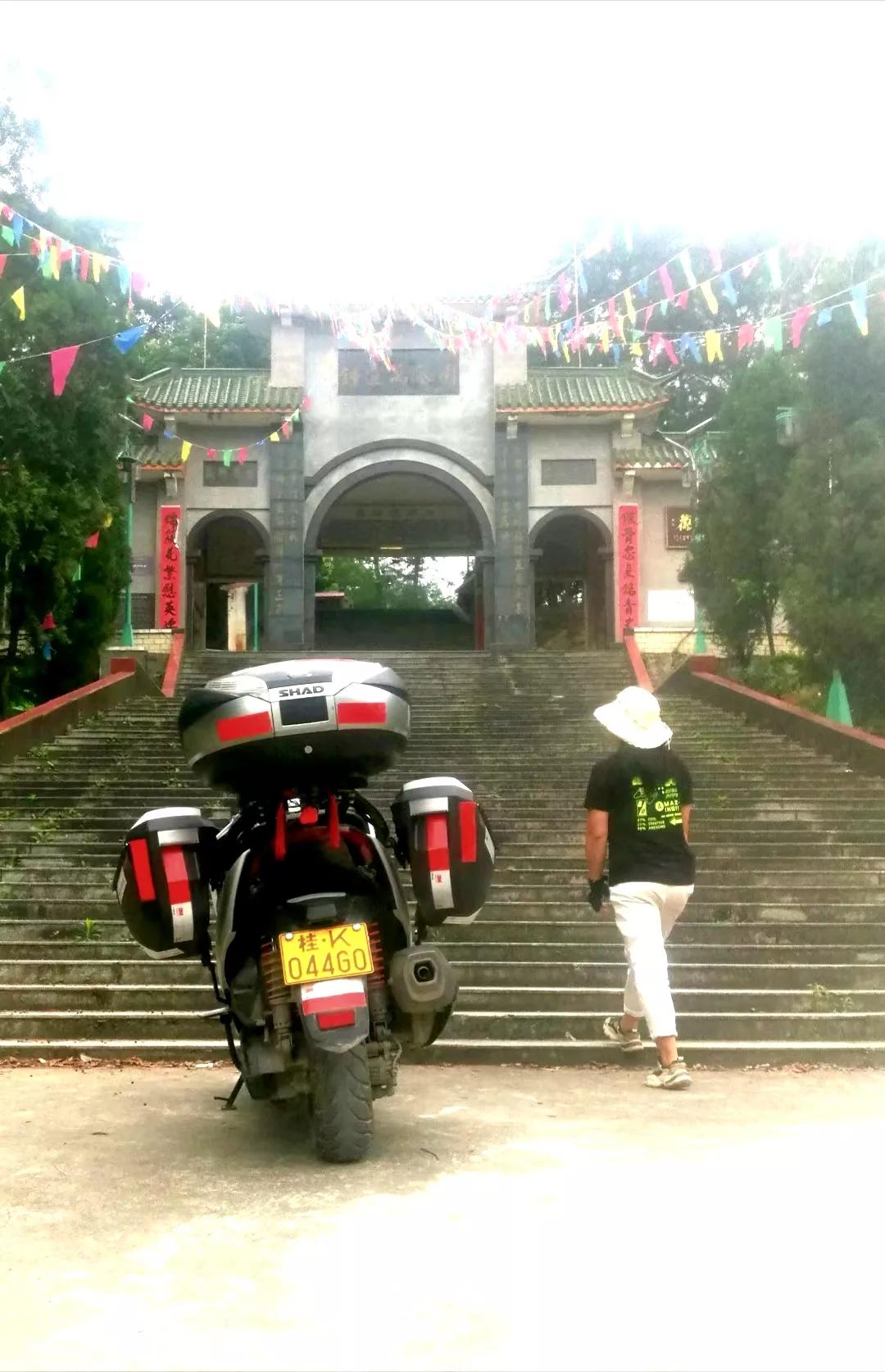 Zhong Yiwan, one of the four famous tombs in Yulin, was the hero of the ...