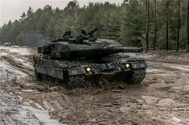 Poland is inextrous to introduce second-hand leopard 2 tanks, and now ...