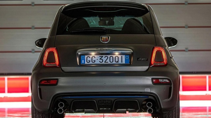 Pocket sports car!Fiat Abate F595 debuts with a top speed of 218 km/h ...