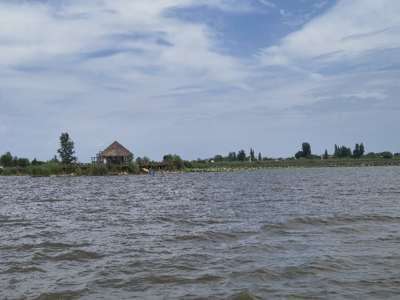 Beautiful view of Hasu Sea in Inner Mongolia - iNEWS