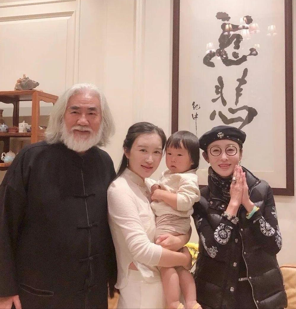 Zhang Min: He has been "favored" by Xiang Huasheng for 9 years, a mixed ...