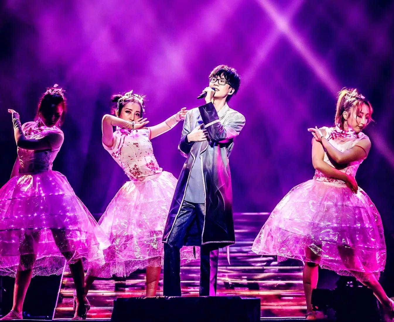 How is Xu Song, the Big Three of QQ Music? - iNEWS