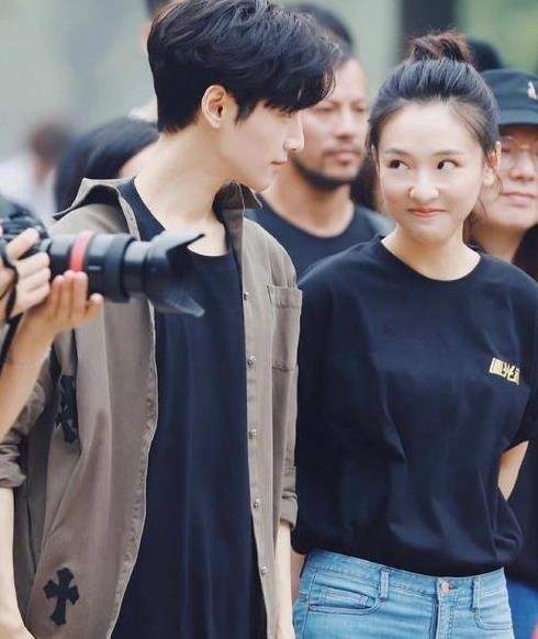 The new drama "The Light Chaser" starts, the smart Wu Qian is so ...